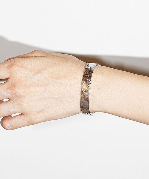 【VIVIFY(ビビファイ)】【予約販売ご注文から1ヶ月後出荷】Gold Patch Bangle（Arabesque） バングル(VFB-160) | CAMBIO カンビオ