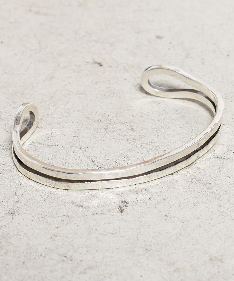 【VIVIFY(ビビファイ)】【予約販売ご注文から1ヶ月後出荷】 Loopin Bangle-Mirror finish バングル(VFB-193) | CAMBIO カンビオ