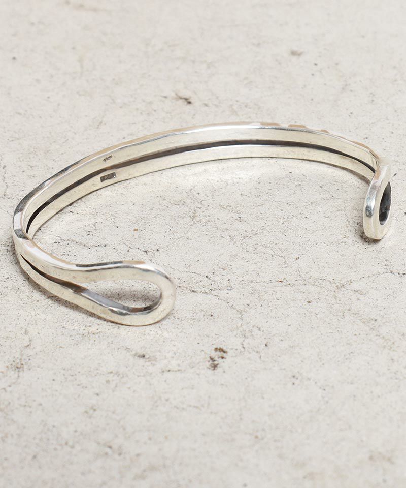 【VIVIFY(ビビファイ)】【予約販売ご注文から1ヶ月後出荷】 Loopin Bangle-Mirror finish バングル(VFB-193) | CAMBIO カンビオ