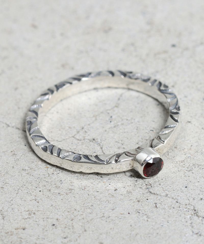 【VIVIFY(ビビファイ)】【予約販売ご注文から1ヶ月後出荷】SideArabesque BezelSetting Ring 指輪(VFR-168) | CAMBIO カンビオ