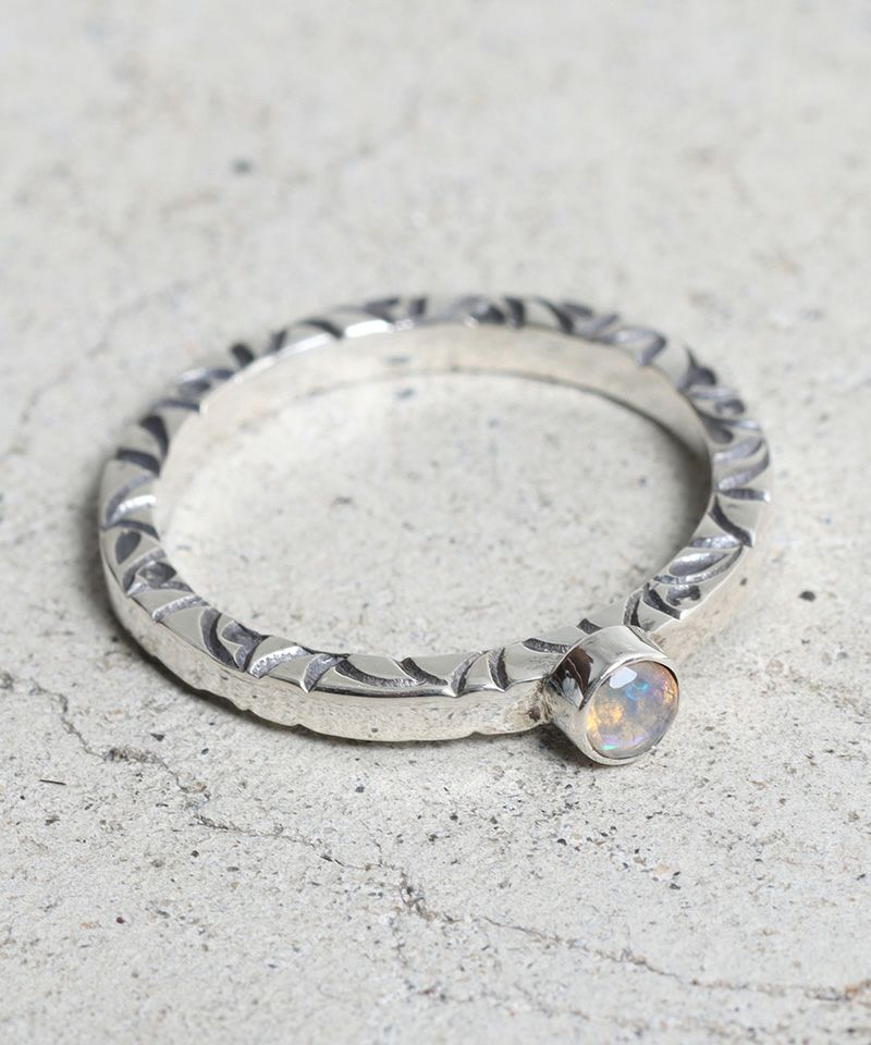 【VIVIFY(ビビファイ)】【予約販売ご注文から1ヶ月後出荷】SideArabesque BezelSetting Ring 指輪(VFR-168) | CAMBIO カンビオ