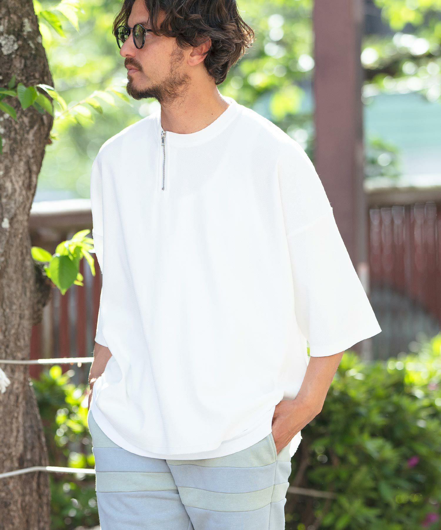 【Magine(マージン)】Deformed waffle jacquard fastener design T-shirt カットソー ...