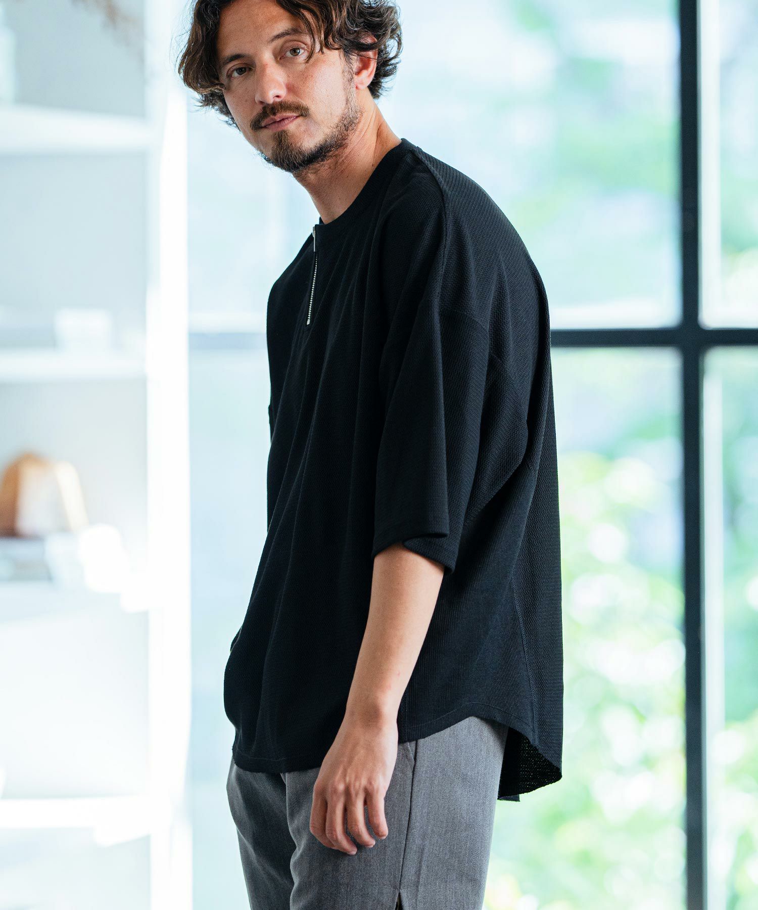 【Magine(マージン)】Deformed waffle jacquard fastener design T-shirt カットソー ...