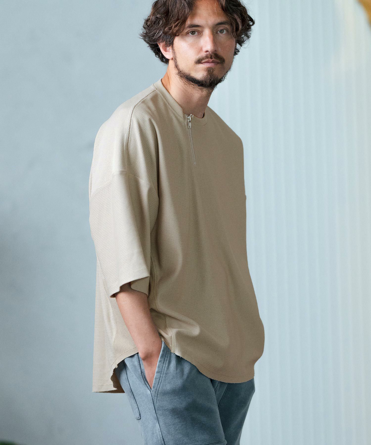 【Magine(マージン)】Deformed waffle jacquard fastener design T-shirt カットソー ...
