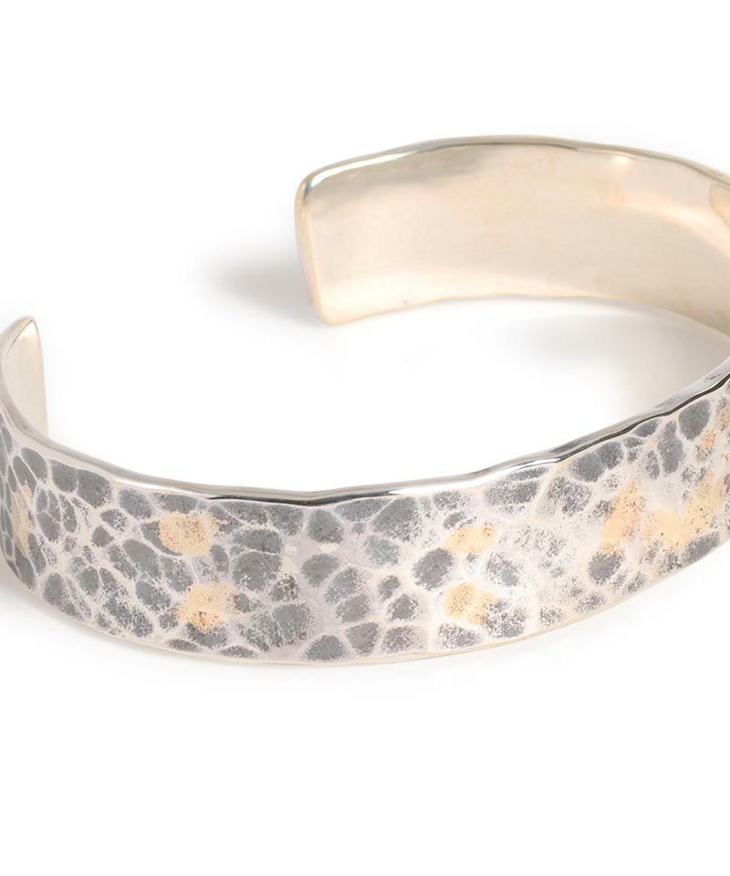 【VIVIFY(ビビファイ)】【予約販売ご注文から1ヶ月後出荷】 Back Hallmarks Bangle- Hammered finish -12mm w-gold バングル(VFB ...