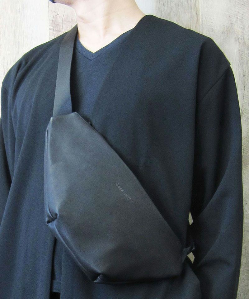 【LESS DESIGN(レスデザイン)】 通販| CAMBIO カンビオ