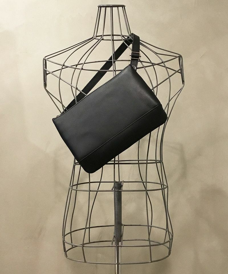 【LESS DESIGN(レスデザイン)】 通販| CAMBIO カンビオ